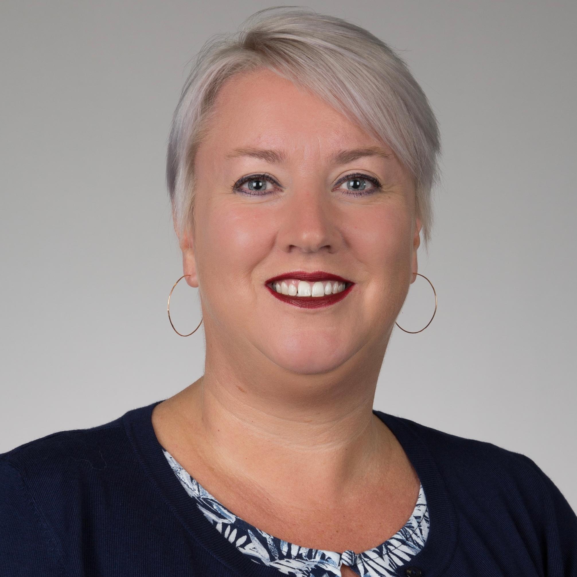 Heather Holmes 2025–2026 President of the Medical Library Association ...