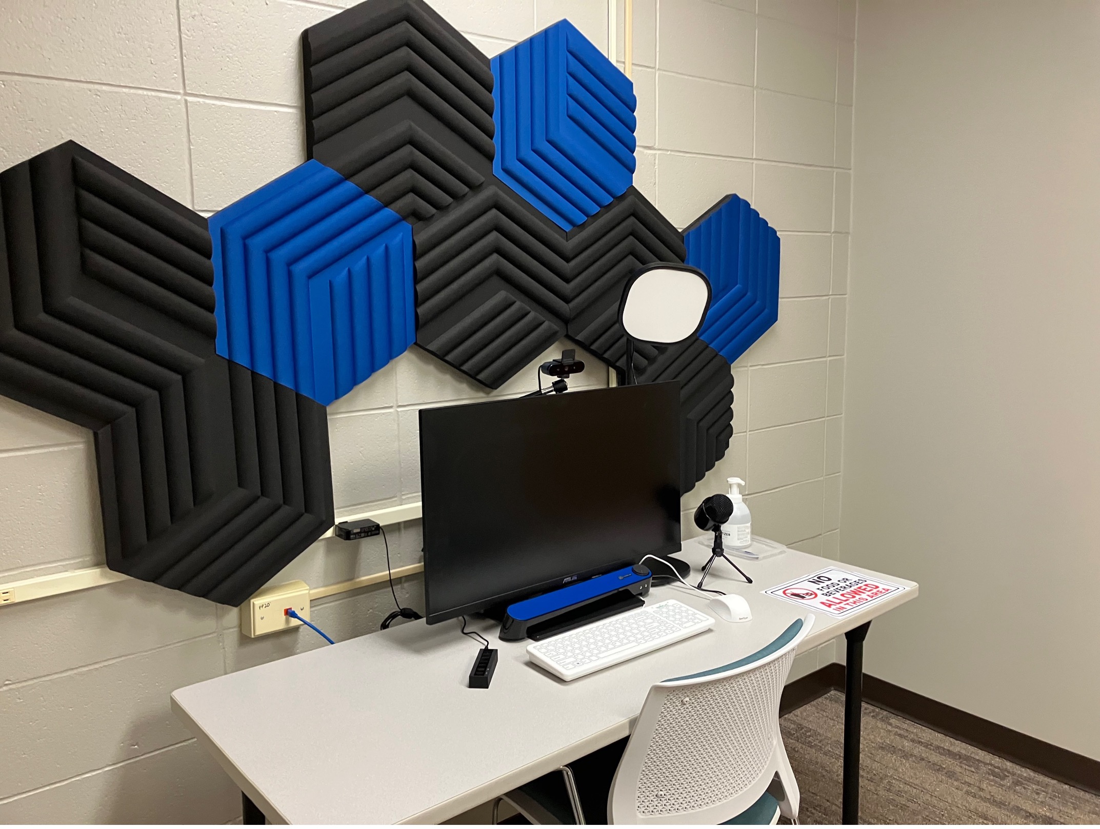 A Telehealth Room at the Storm Lake Public Library – Region 6 Blog